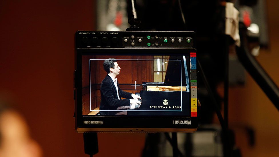 Online courses: Music education for all? - BBC Culture