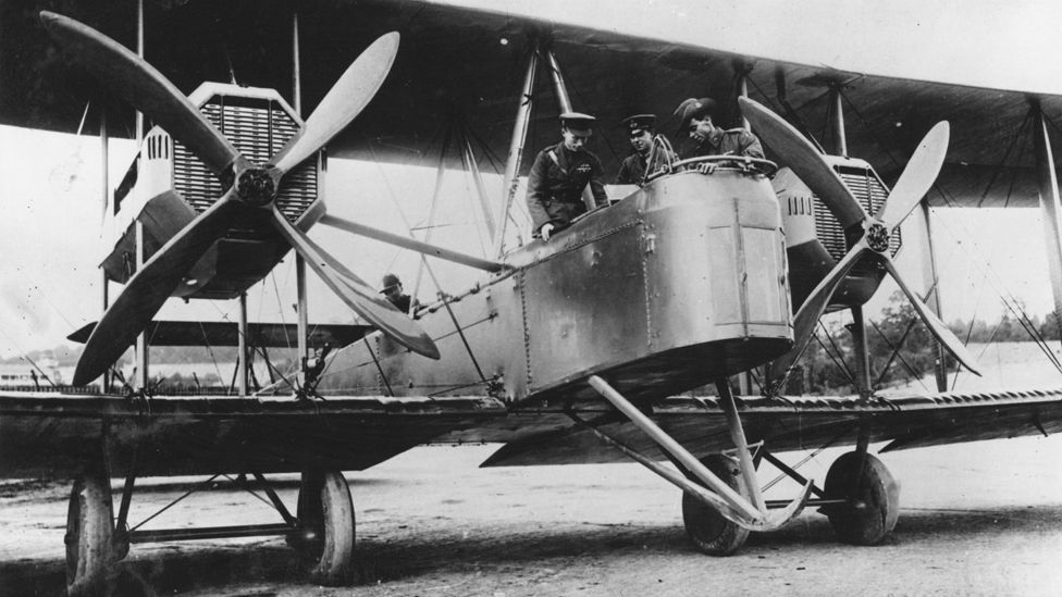 The Wright stuff: Ten great firsts in aviation - BBC Future