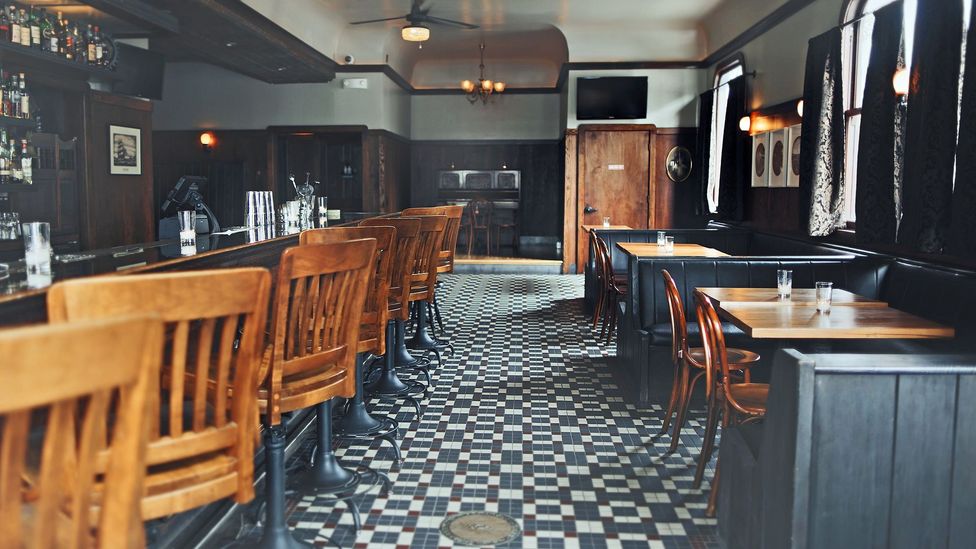 After going to the dogs, a Californian quarter heats up - BBC Travel