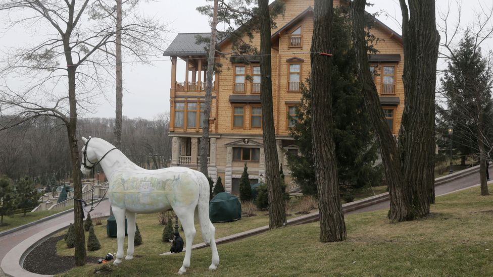 Viktor Yanukovych’s house: the taste of despots - BBC Culture