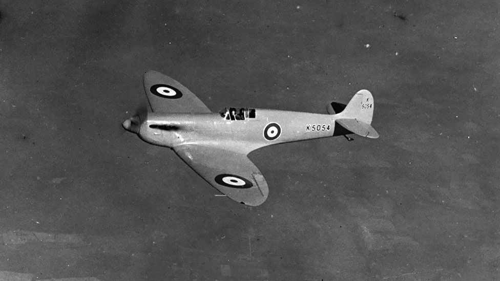 Spitfire: The soaring beauty of a design classic - BBC Culture