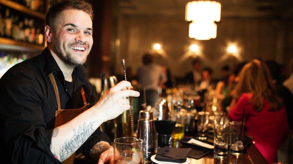 Impress the boss: How to stock your bar - BBC Worklife