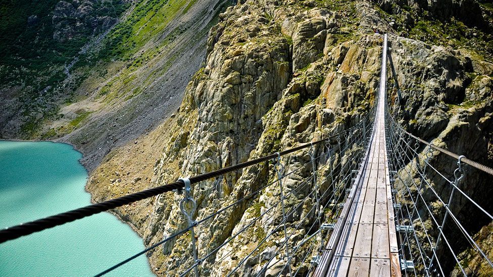 Eight of the world’s most stunning bridges - BBC Culture