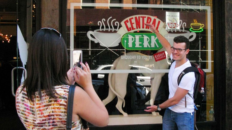 Friends' Central Perk café finally a reality - BBC Travel
