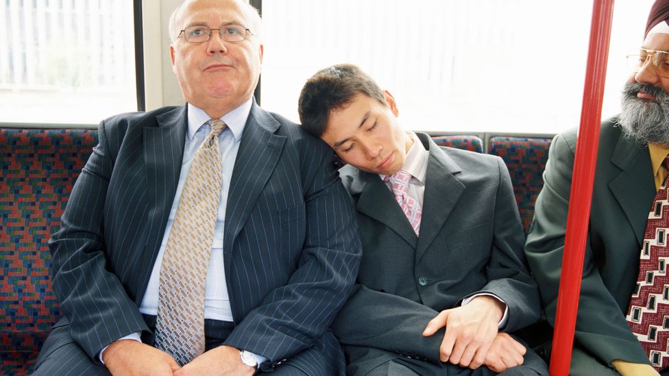 Bridging the intergenerational divide - BBC Worklife