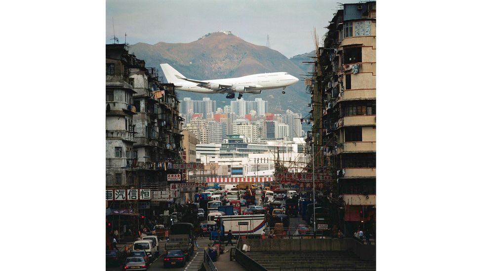 The world’s most extreme runways - BBC Travel