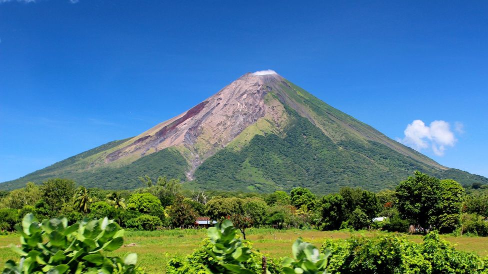 The last days of an island Eden? - BBC Travel