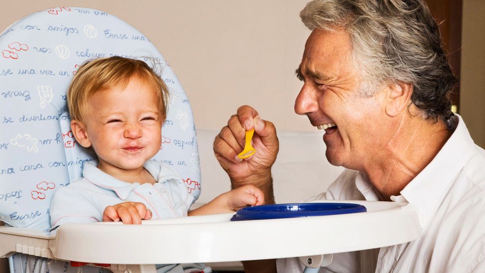 Having a baby in your 40s or later? Consider this - BBC Worklife