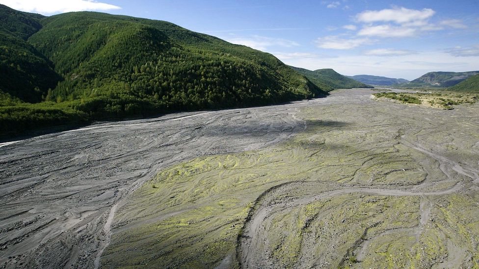 The deadliest volcano in the continental US - BBC Travel