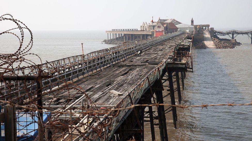Britain’s endangered seaside piers - BBC Travel