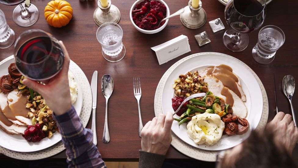 How our bodies react to holiday food excess - BBC Future