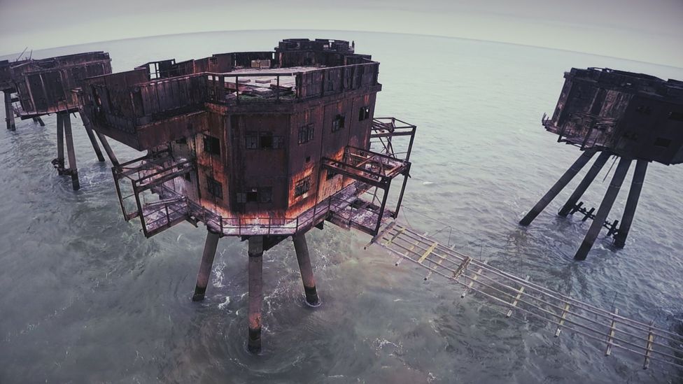 The abandoned ‘alien’ forts off Britain’s coast - BBC Future