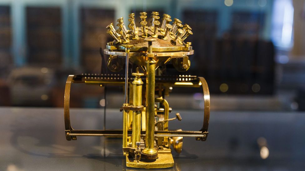 Why is ‘qwerty’ on our keyboards? - BBC Culture