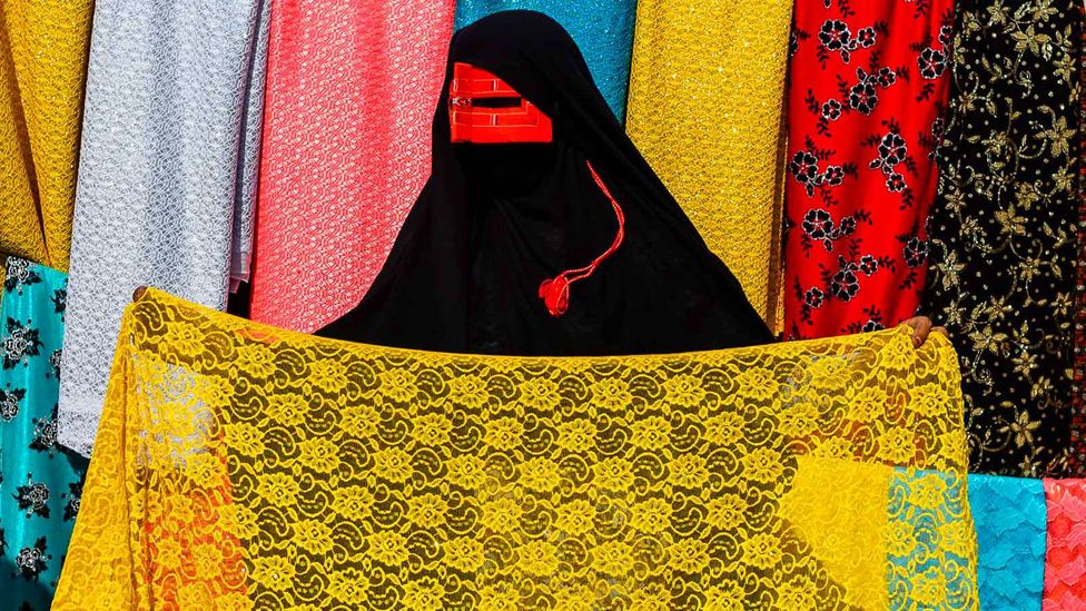 The mysterious masked women of Iran - BBC Travel