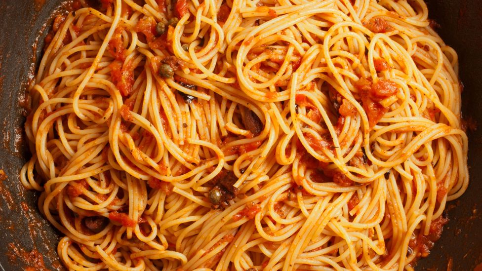 The last fagottari of Rome’s beaches - BBC Travel