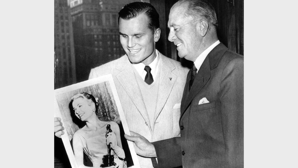 How Grace Kelly overcame shyness to become Hollywood royalty - BBC Culture