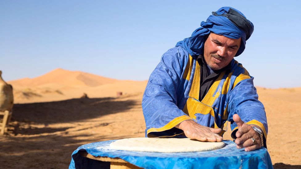 Madfouna: Morocco’s surprising take on pizza - BBC Travel