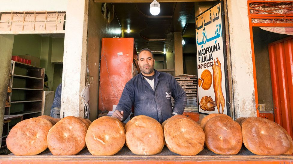 Madfouna: Morocco’s surprising take on pizza - BBC Travel