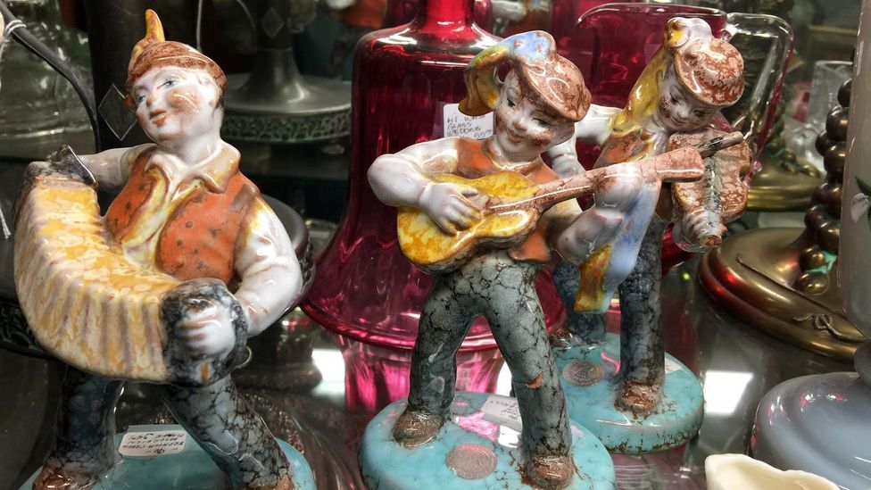 The man who hunts 'hidden' radioactive objects - BBC Future