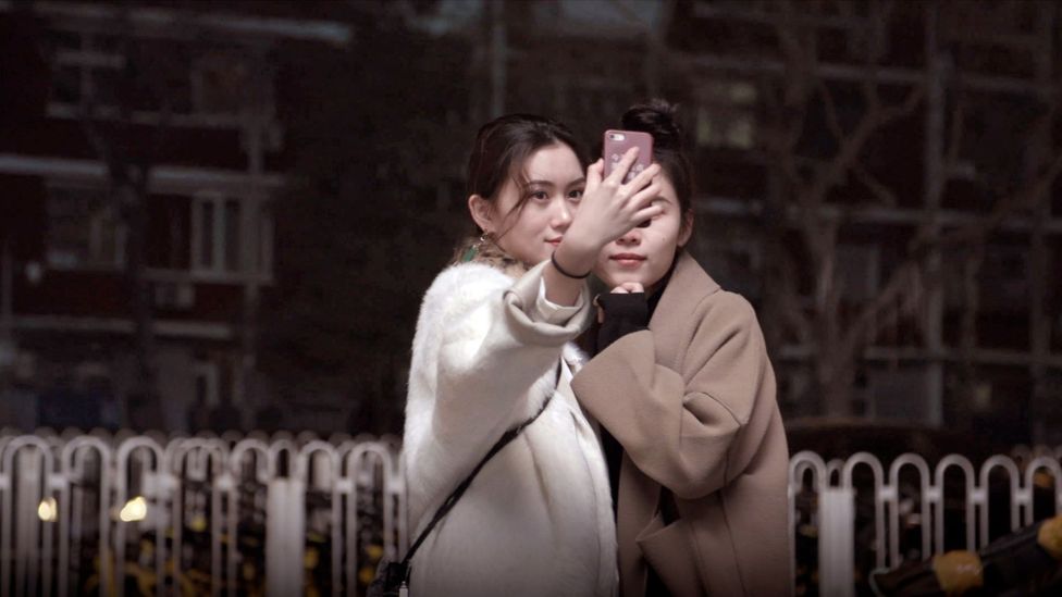 Altered faces are dominating China's selfie industry - BBC Worklife