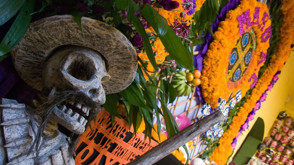 Mexico’s bread baked for spirits - BBC Travel