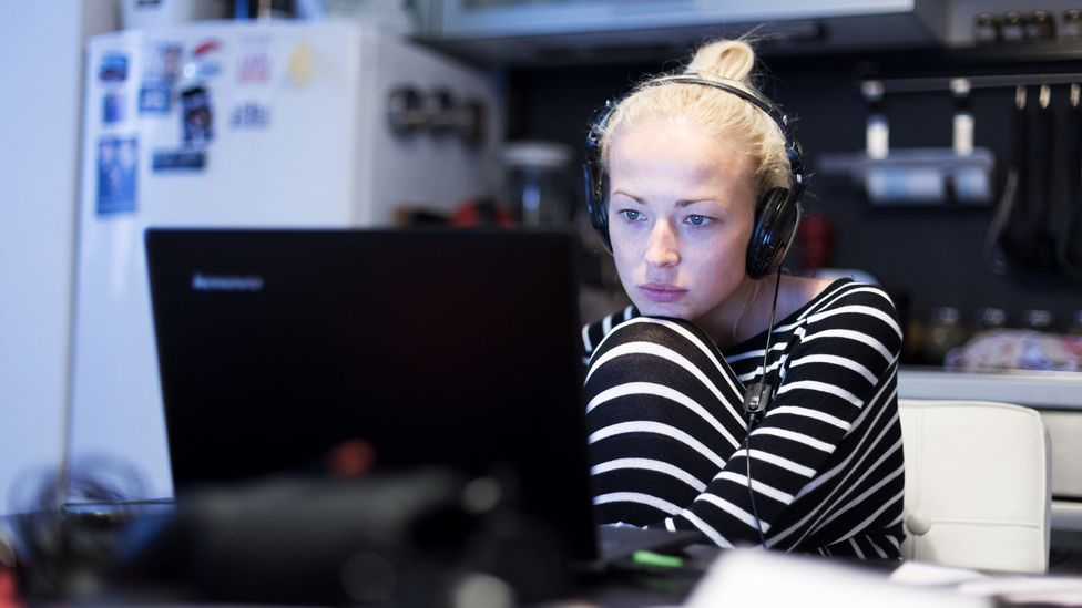 The strategies that get you through tough challenges - BBC Worklife