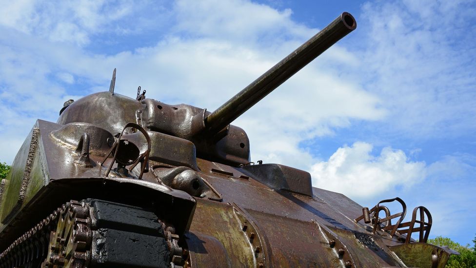 D-Day landings: The weird tanks that helped win the battle - BBC Future