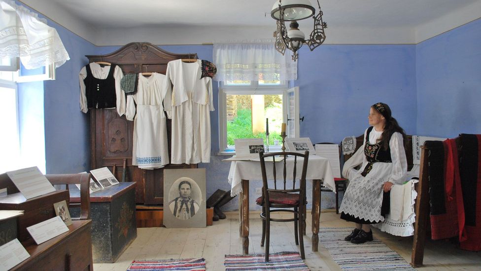 The last of Transylvania’s Saxons - BBC Travel