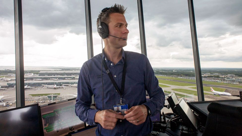 How to stay awake and alert at work - BBC Worklife