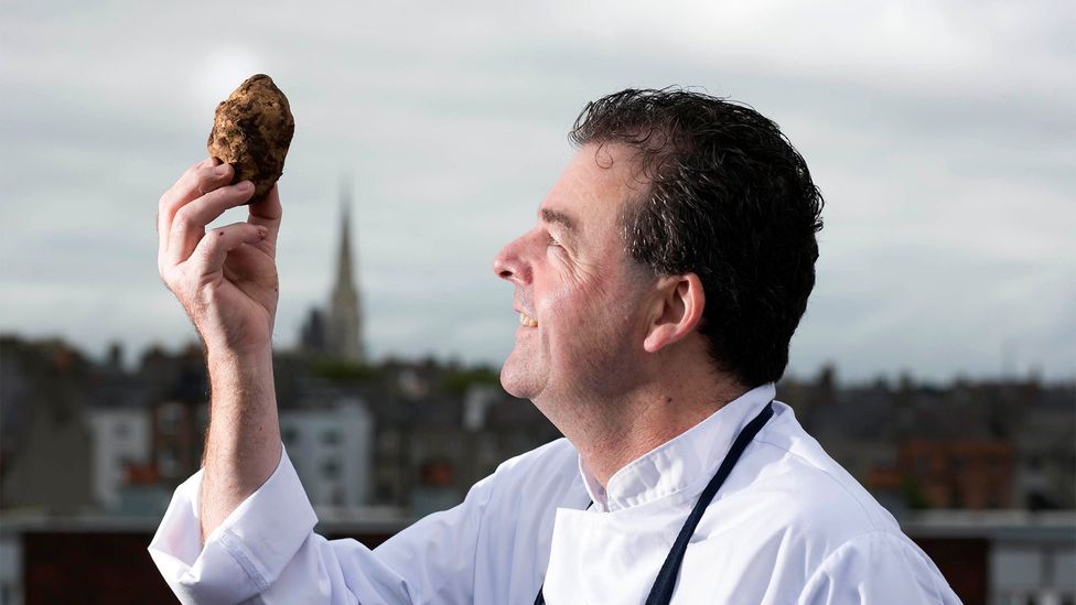 Recipe: Boxty pancakes and bacon for St Brigid's Day - BBC Travel