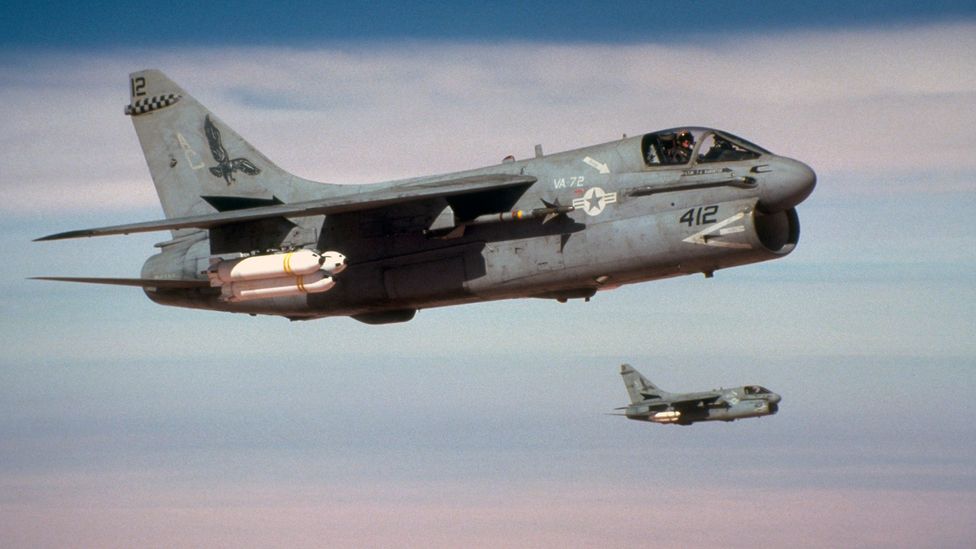 The pilots who ejected underwater – and lived - BBC Future