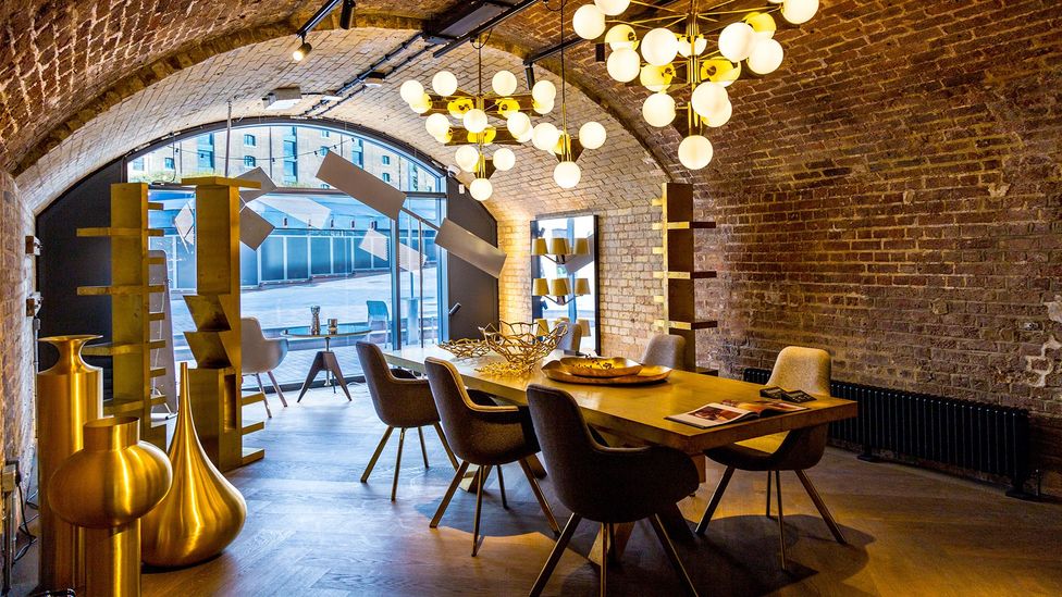 Local fashion editor Remy Farrell takes you shopping in London - BBC Travel