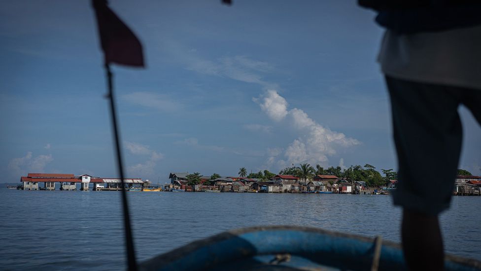 Gardi Sugdub: The Americas' disappearing island - BBC Travel
