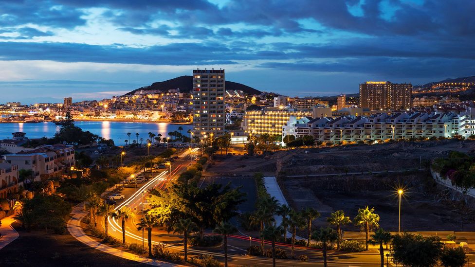 Six ways to experience the best nightclubs and beach bars in Tenerife ...