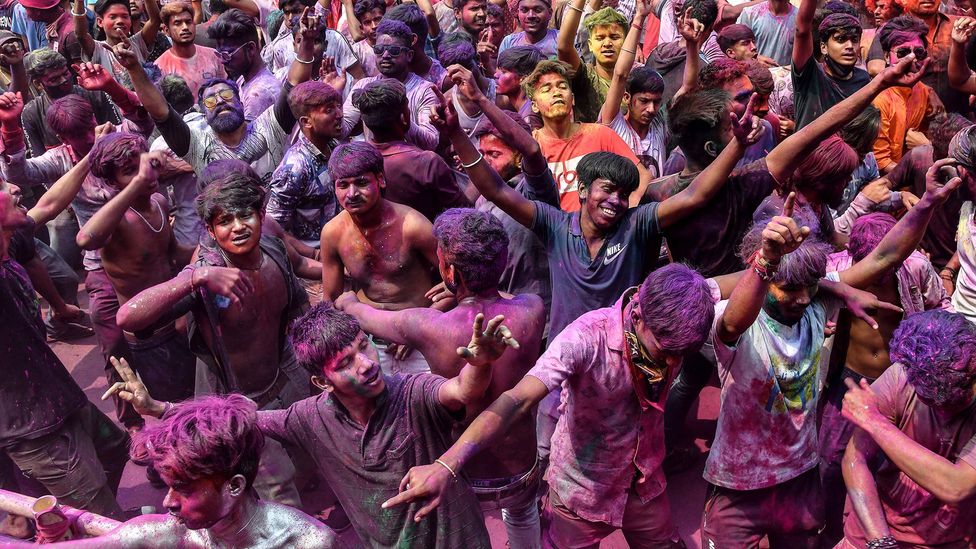 How eco-conscious Gen Z are celebrating Holi in India - BBC Travel