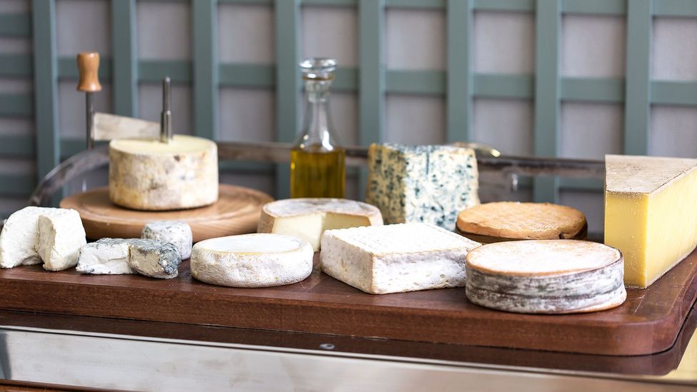 An expert's guide to finding the best cheese in Paris - BBC Travel