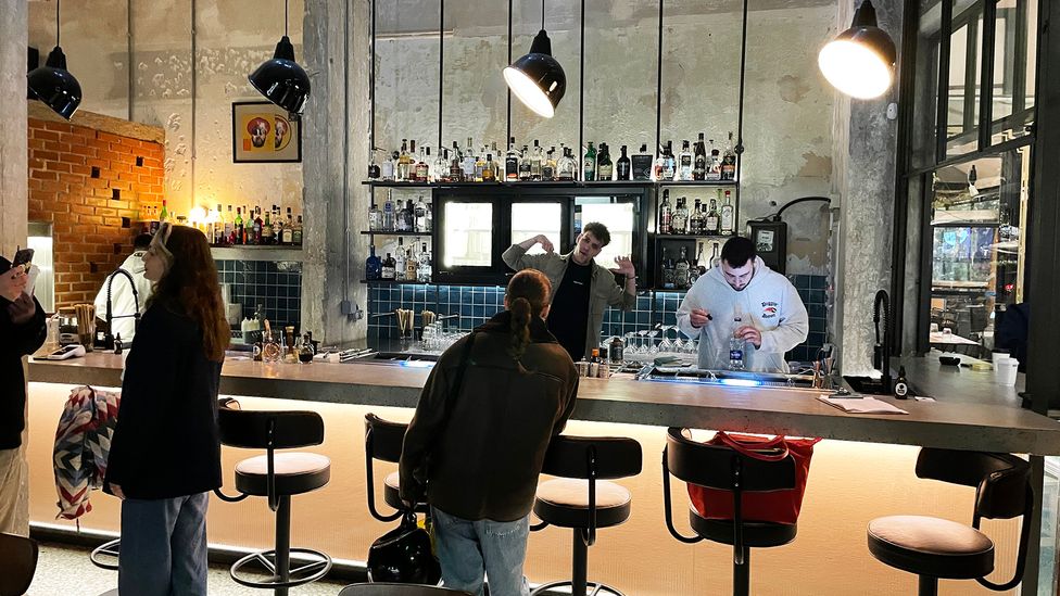 A mixology consultant's guide to finding the best cocktails in Athens ...