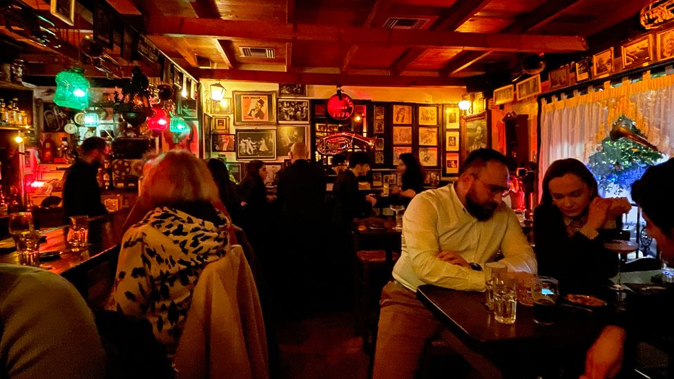 A mixology consultant's guide to finding the best cocktails in Athens ...
