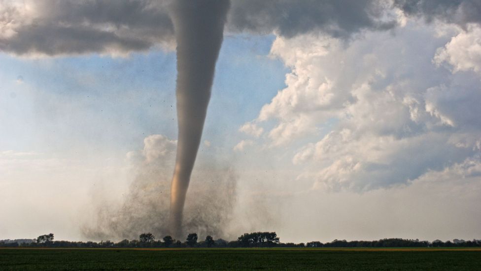Do tornadoes or hailstorms do more damage? - BBC Future Do tornadoes or hailstorms do more damage? - BBC Future