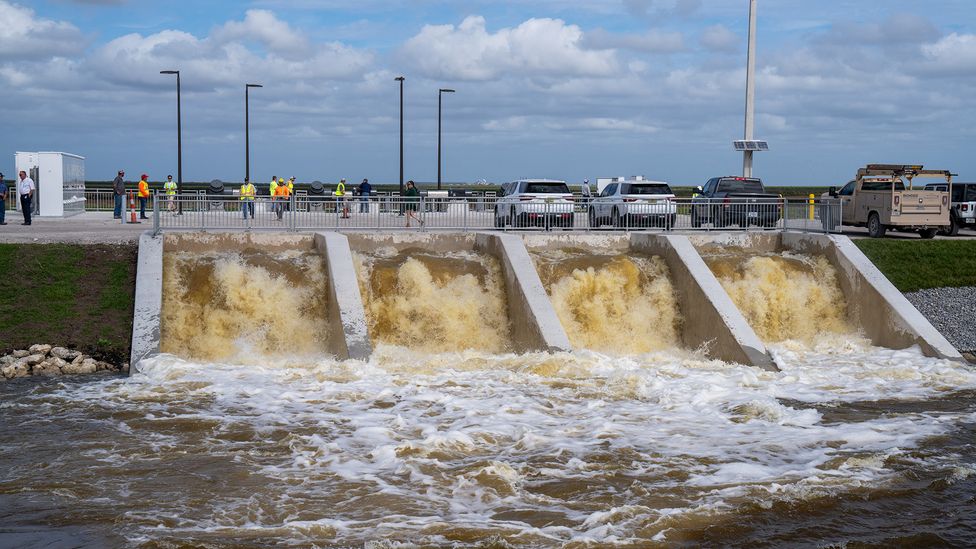 Florida is building the world's largest environmental restoration ...