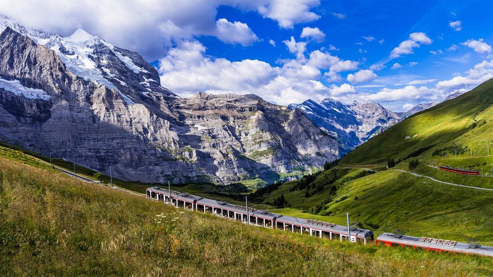 Europe's stunning high-tech luxury train - BBC Travel