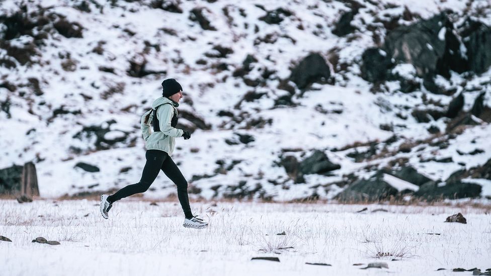 The benefits of warming up indoors before exercising in cold weather ...