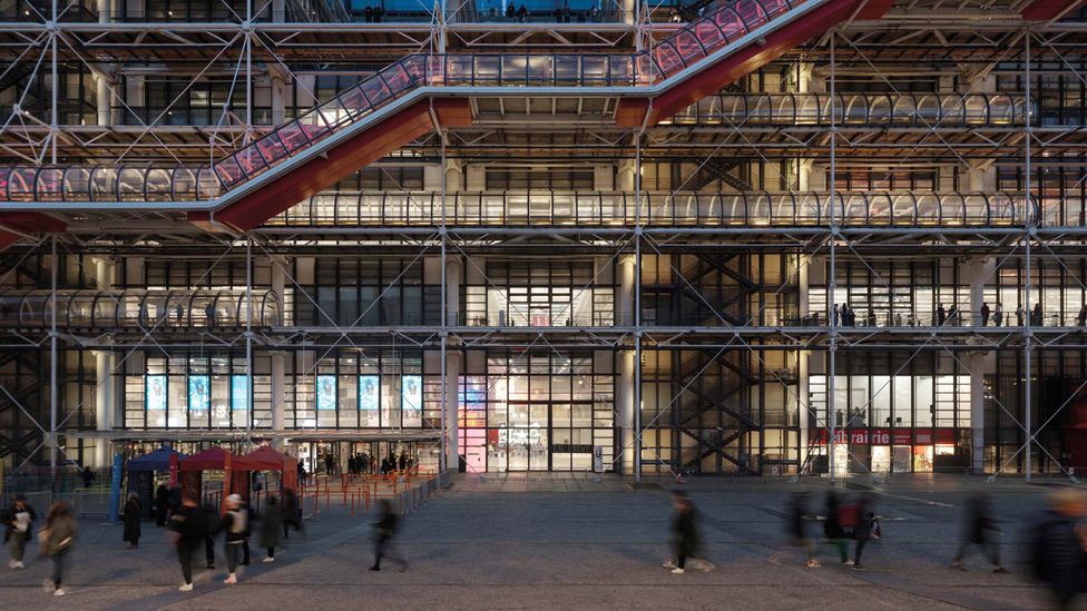 The pioneering building that scandalised Paris - BBC Culture