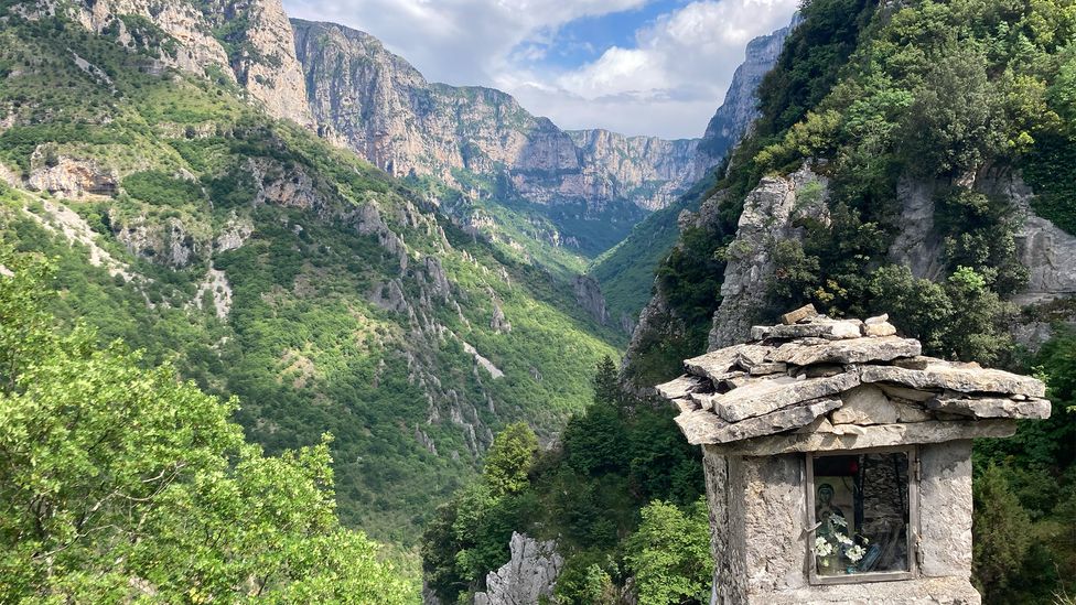 A hiking trail linking 46 ancient Greek villages - BBC Travel