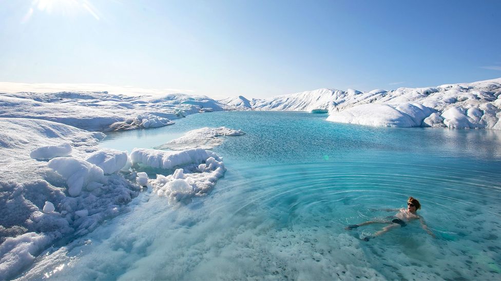 Camping on the world's largest island of ice - BBC Travel