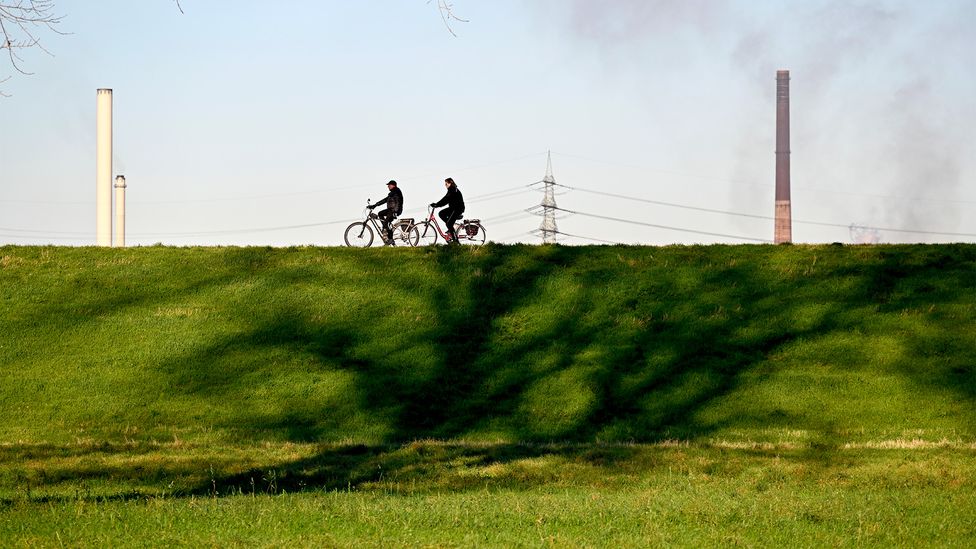 Riding the Rhine: Europe's first certified long-distance cycle path ...